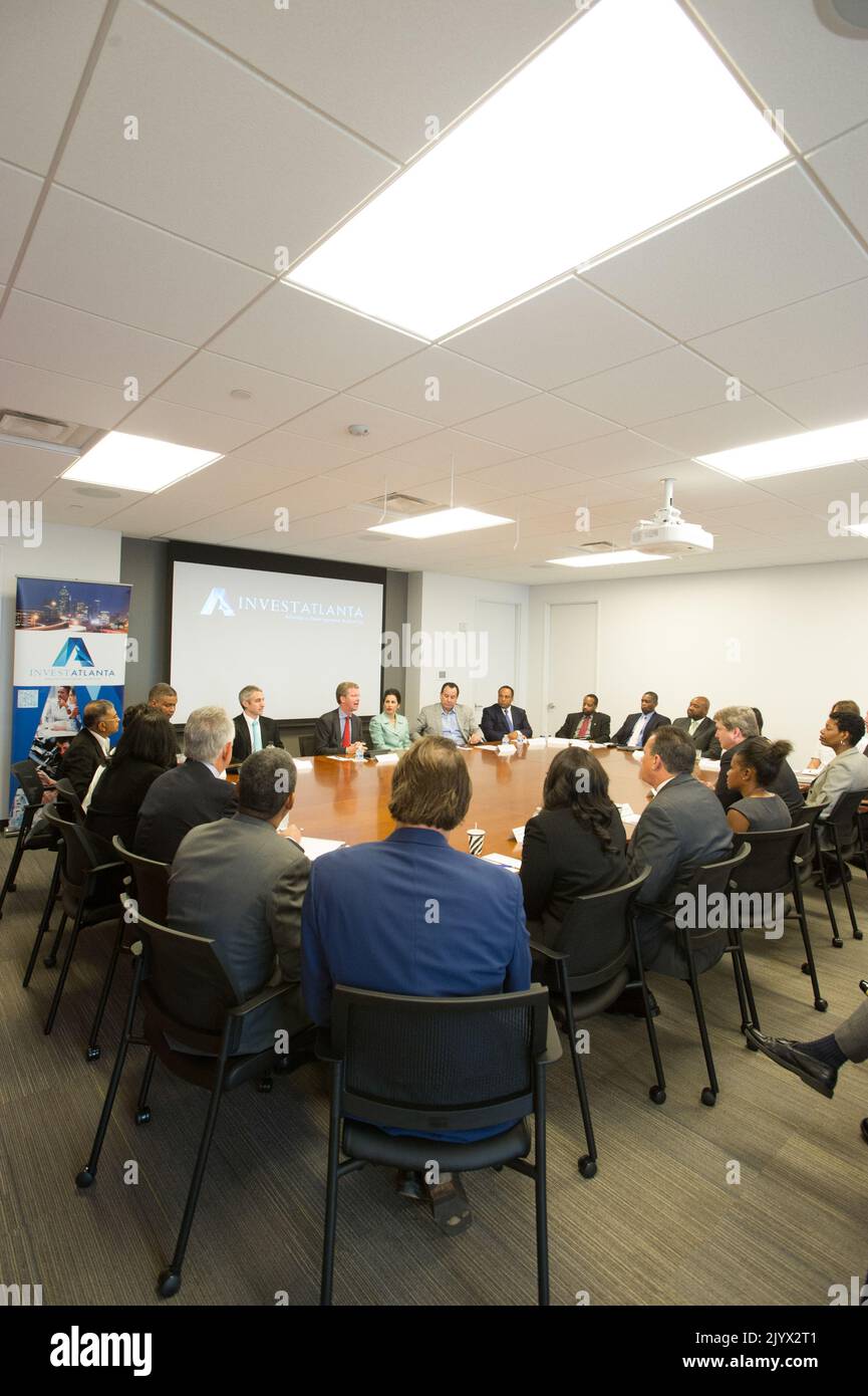 Atlanta housing authority hi-res stock photography and images - Alamy