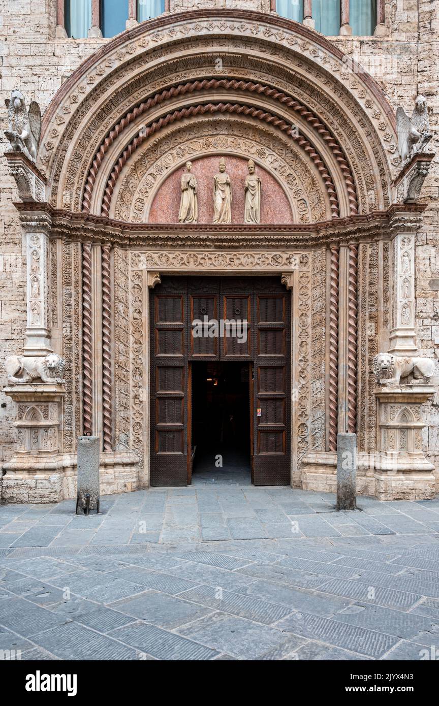 Perugia. Art of the palaces and churches of the medieval historic ...