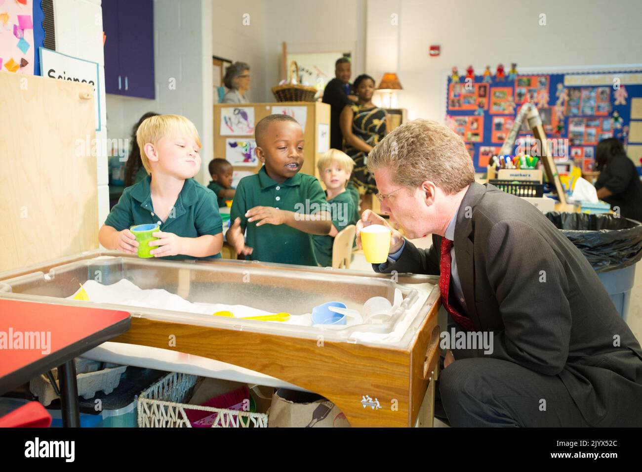 Visit of Secretary Shaun Donovan to Atlanta, Georgia for tour of the ...