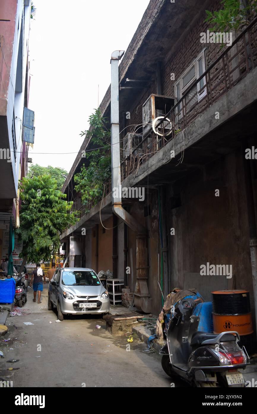 Indian street images hi-res stock photography and images - Alamy