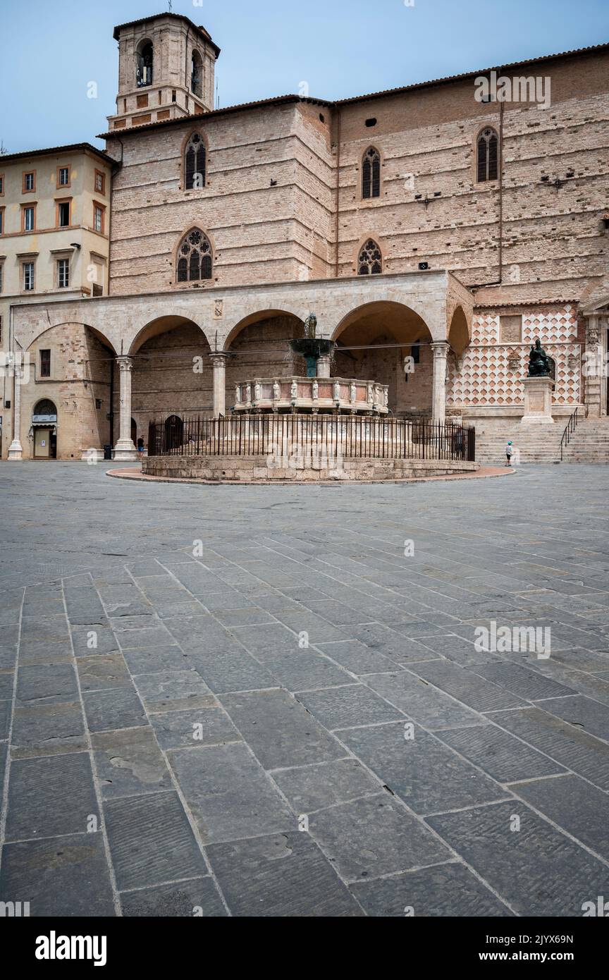 Perugia. Art of the palaces and churches of the medieval historic ...