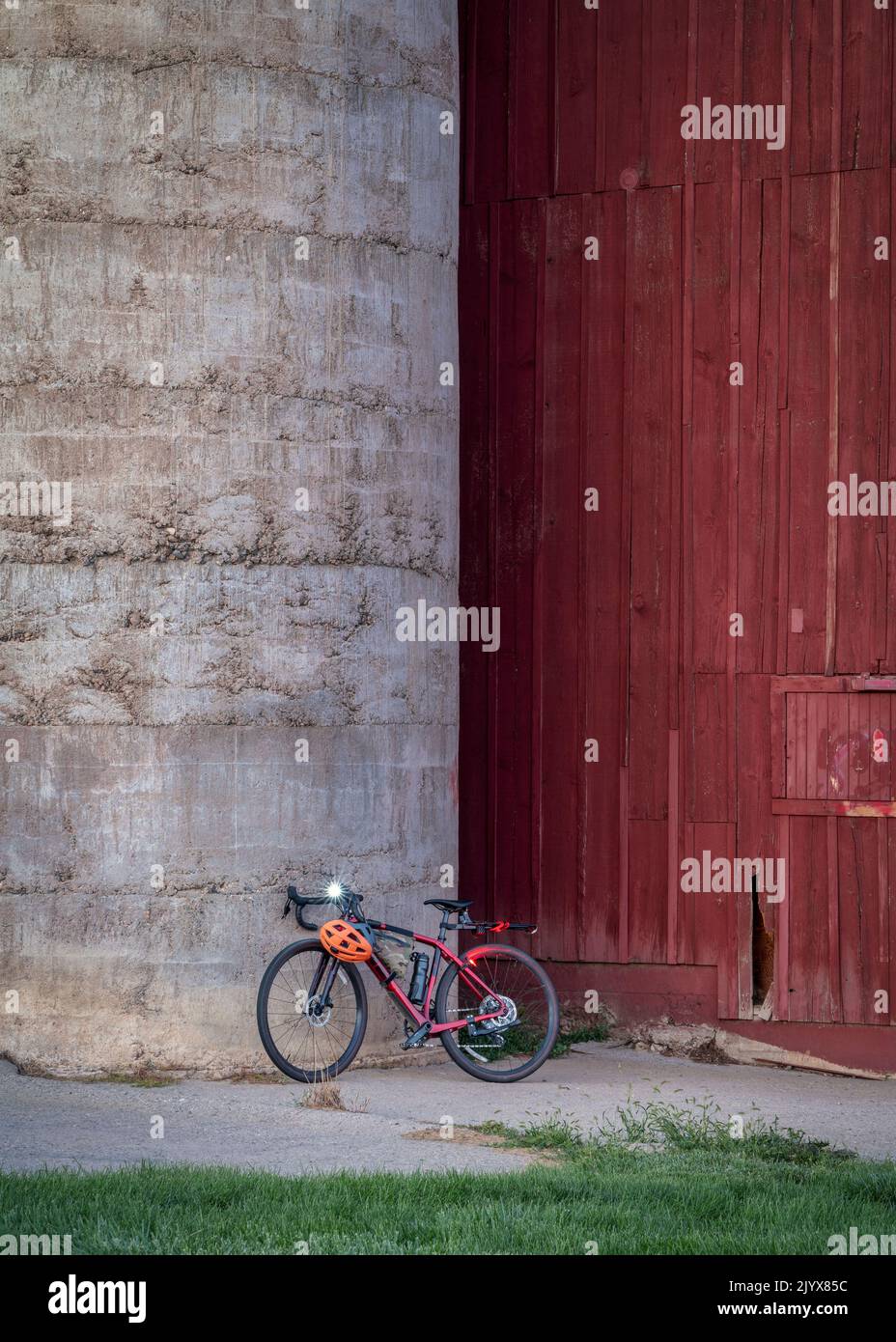 Bike barn hi-res stock photography and images - Alamy