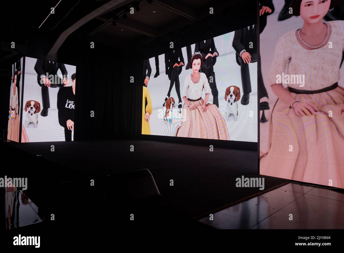 Metaverse fashion show hi-res stock photography and images - Alamy