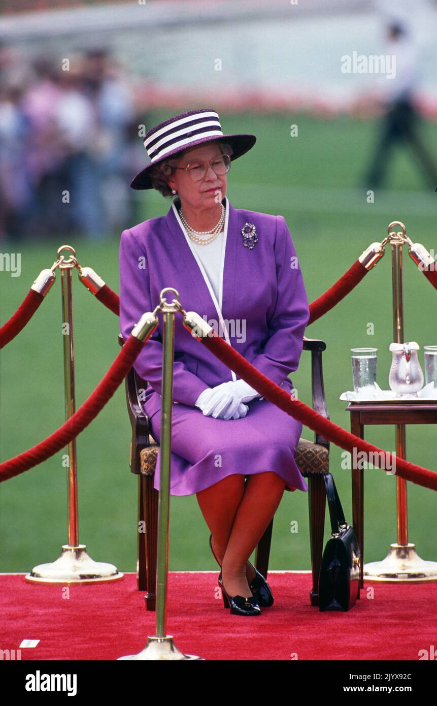 Queen george bush 1991 hi-res stock photography and images - Alamy