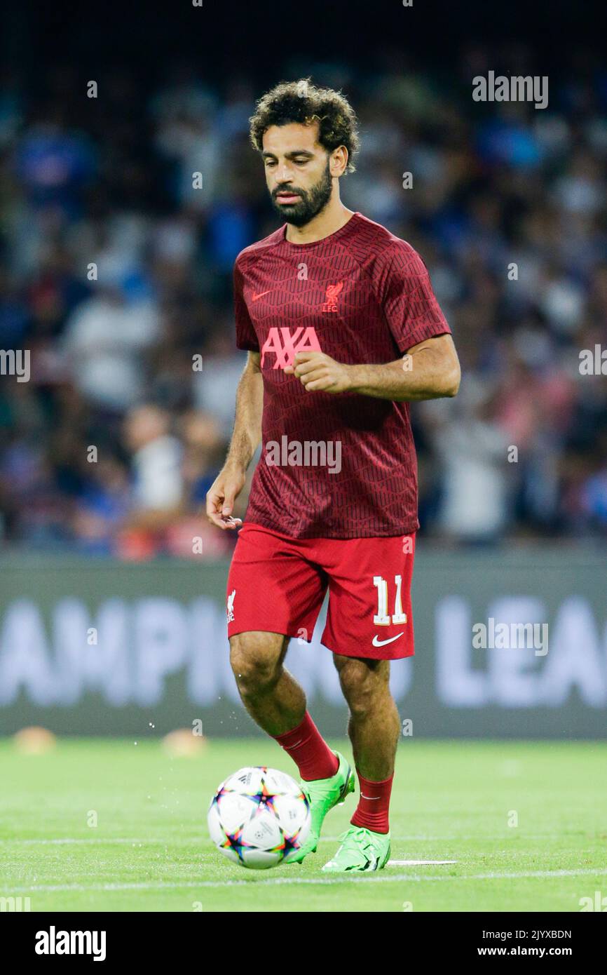 Liverpools mohamed salah controls ball hi-res stock photography and ...