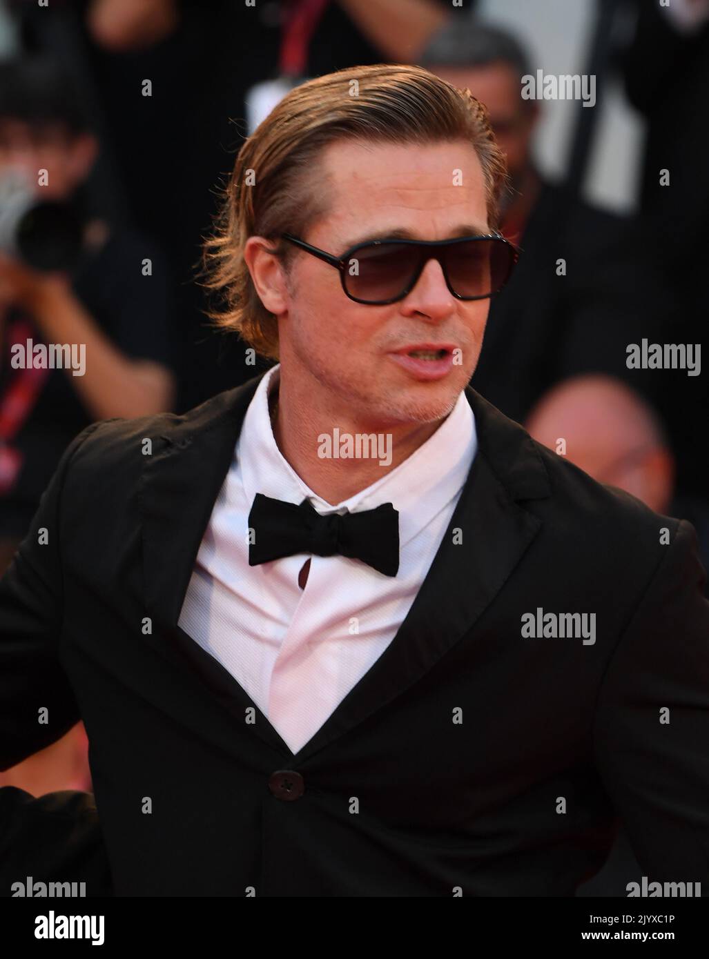 Brad pitt venezia 2022 hi-res stock photography and images - Alamy