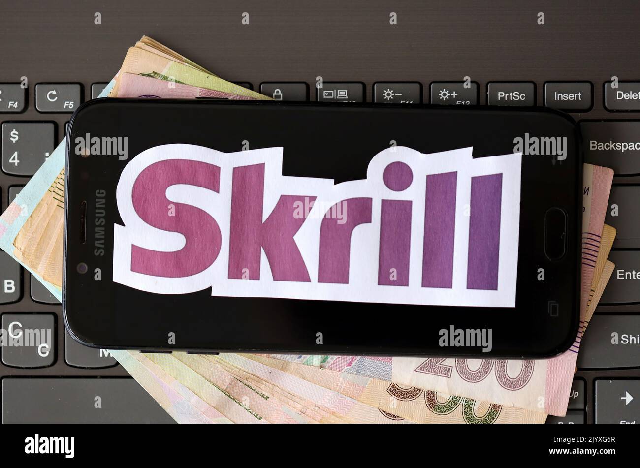 Skrill icon hi-res stock photography and images - Alamy