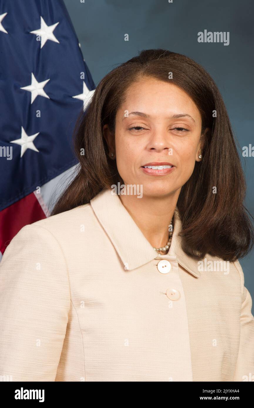 Official portrait of Towanda Brooks, Deputy Chief Human Capital Officer ...
