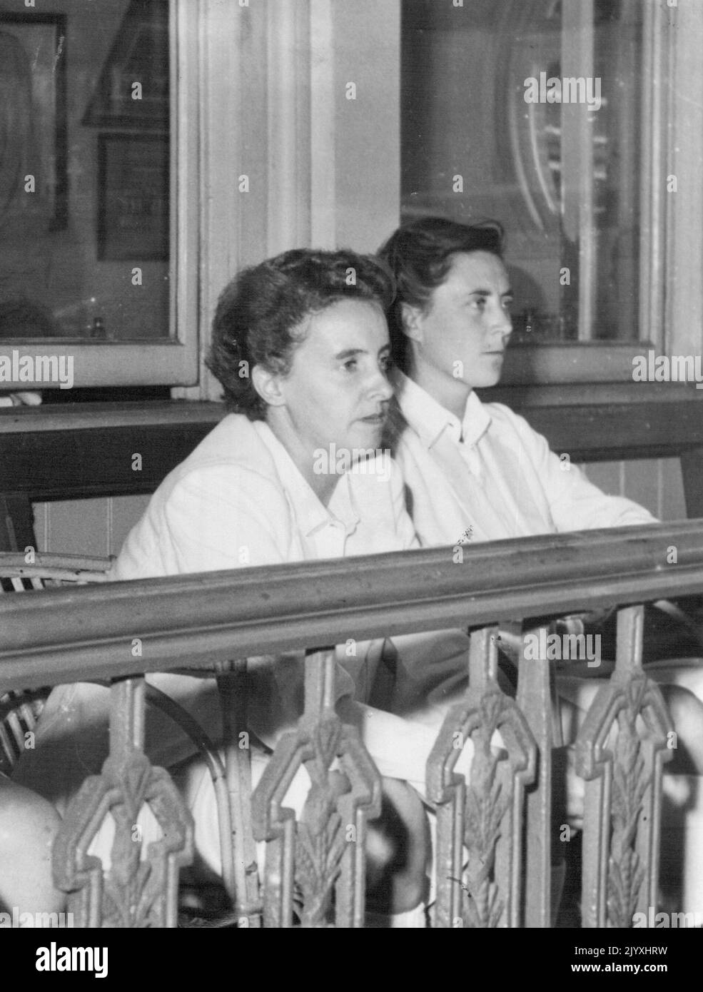 English women Test players. Megan Lowe and Eileen Whelan, relax in the ...