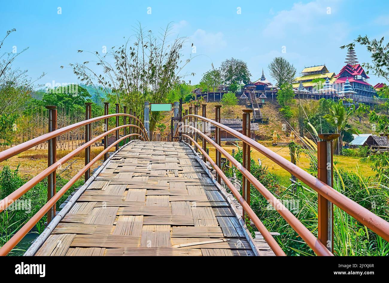 Walk Su Tong Pae Bamboo Bridge (Bridge of Faith and Success) and ...