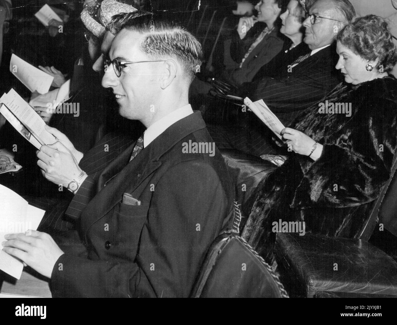 Spiv Black and White Stock Photos & Images - Alamy