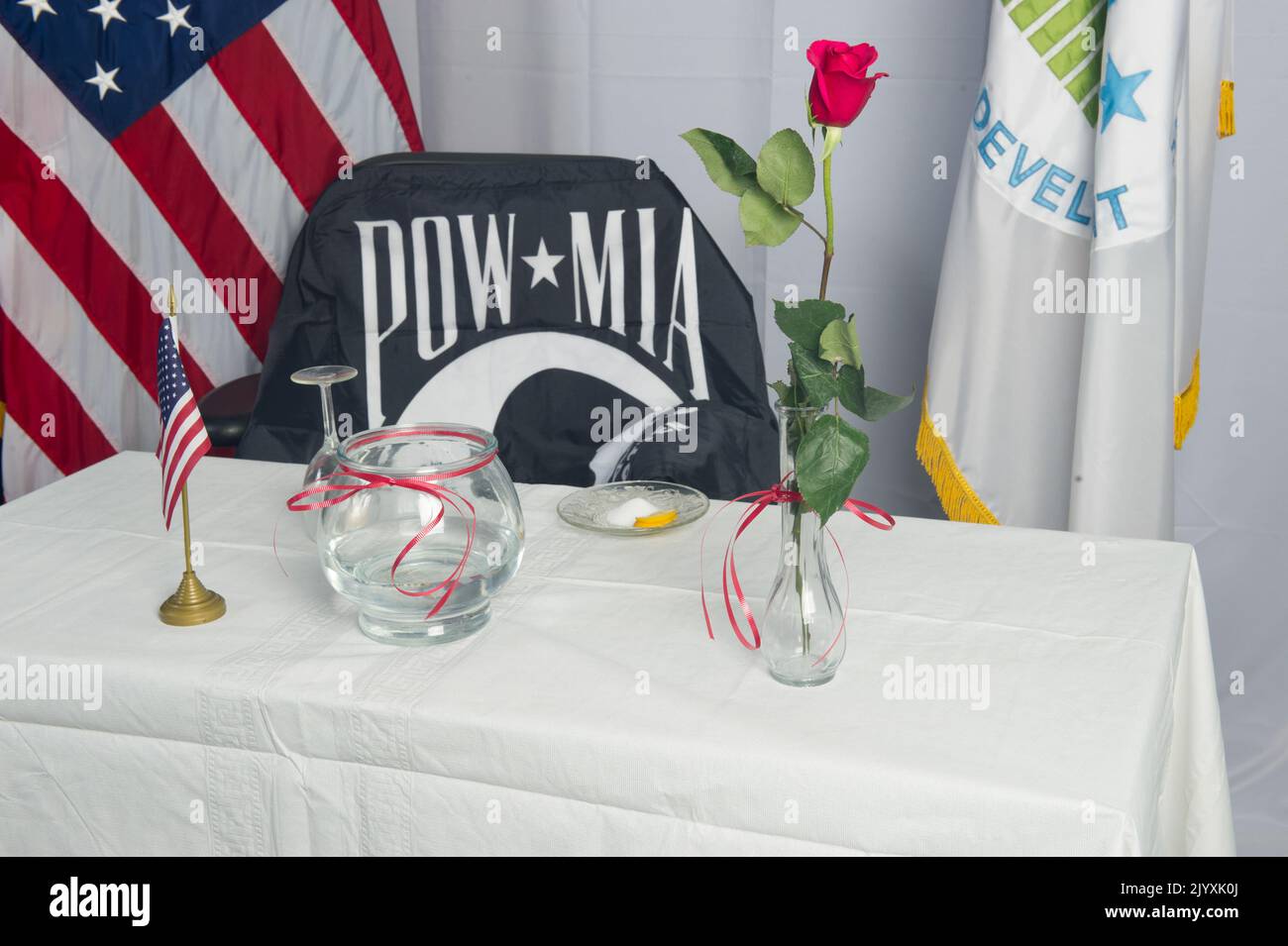Pow mia table hi-res stock photography and images - Alamy