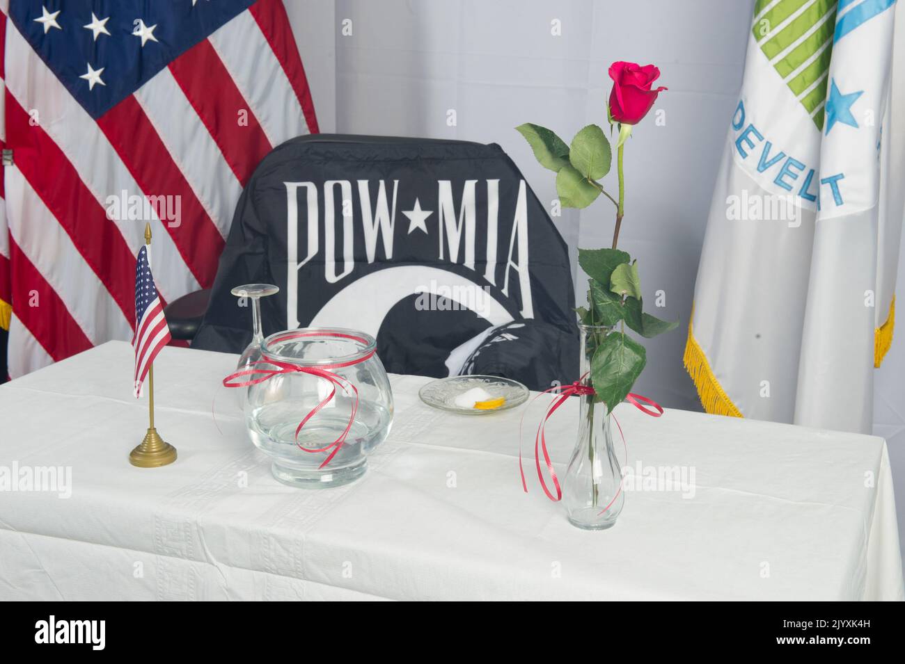 Pow mia table hi-res stock photography and images - Alamy