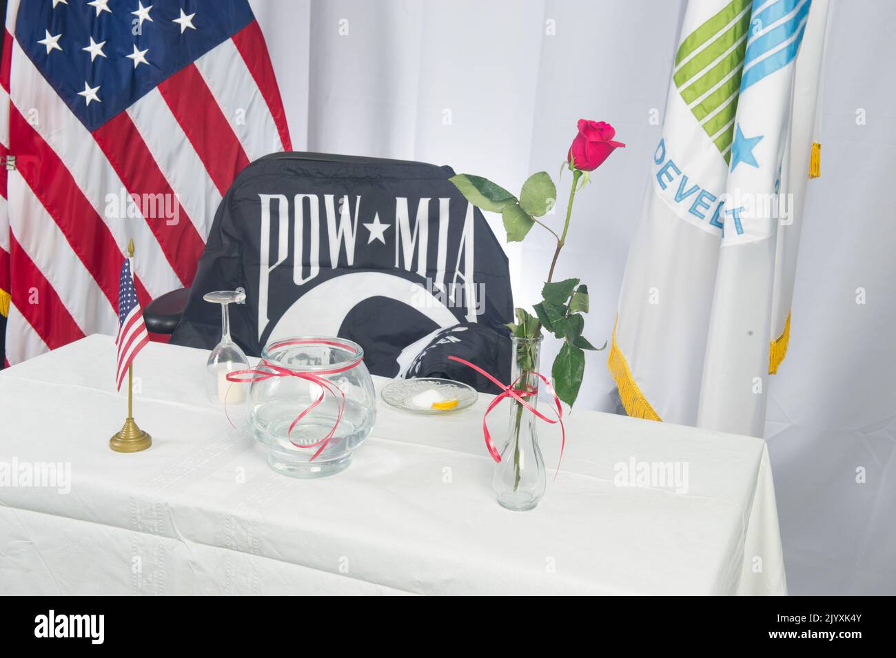 Pow mia table hi-res stock photography and images - Alamy