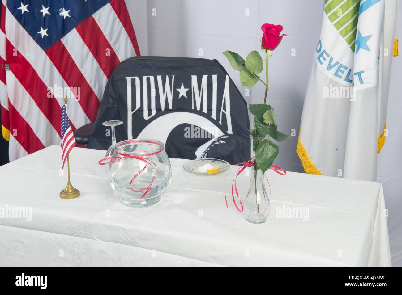 Pow mia table hi-res stock photography and images - Alamy