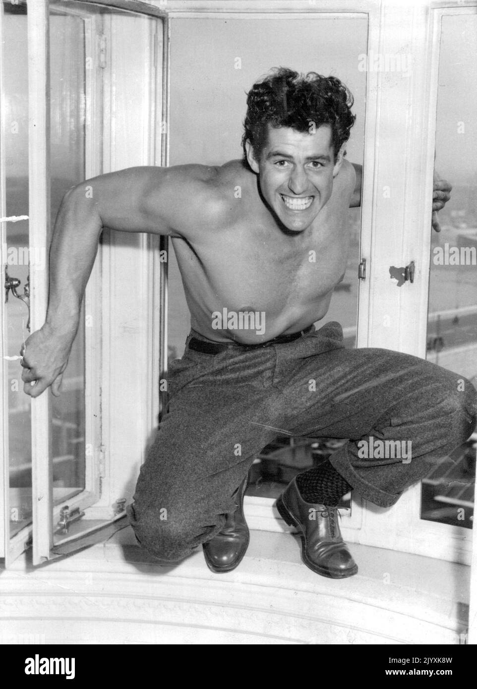 Tarzan Comes To Town -- Tarzan Gordon Scott shows off his magnificent ...