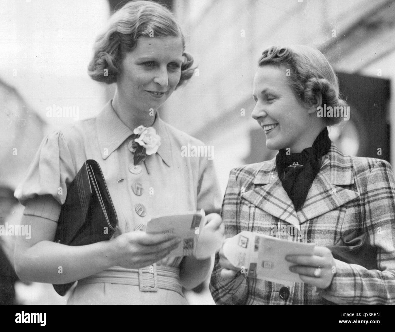 Airman's Wife In Melbourne - Wife Of The Famous Airman, Mr. C.W.A ...