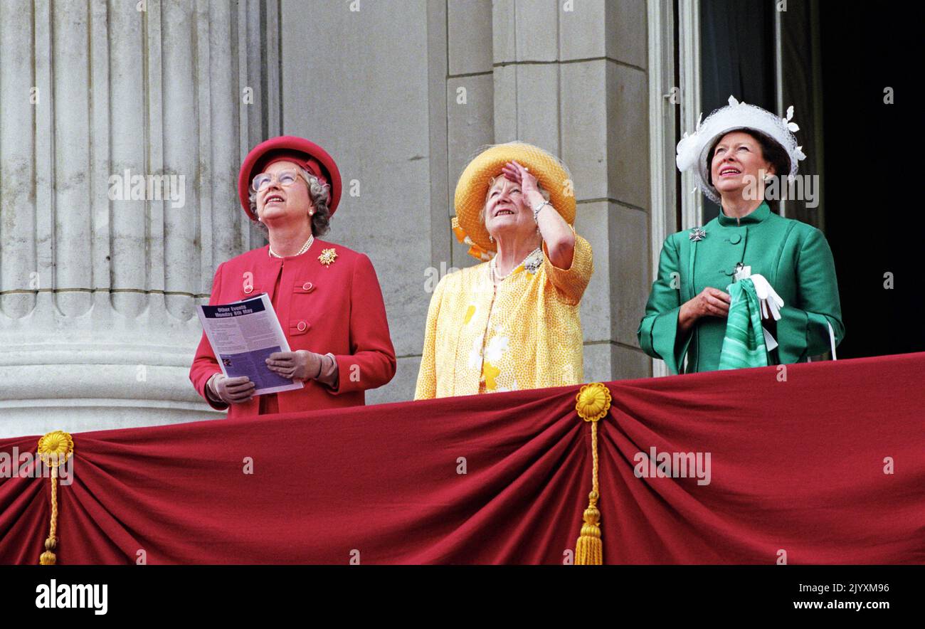 File photo dated 8/5/1995 of Queen Elizabeth II, Queen Elizabeth, the ...