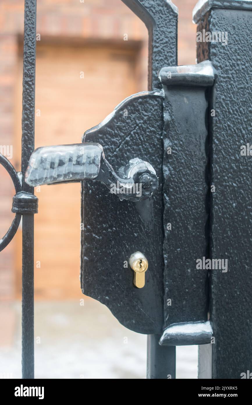 Miserable weather hi-res stock photography and images - Alamy