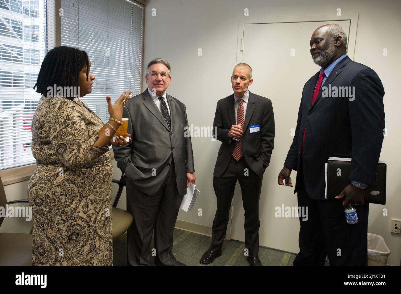 Briefing on HUD funding, operations, programs, goals for Congressional ...