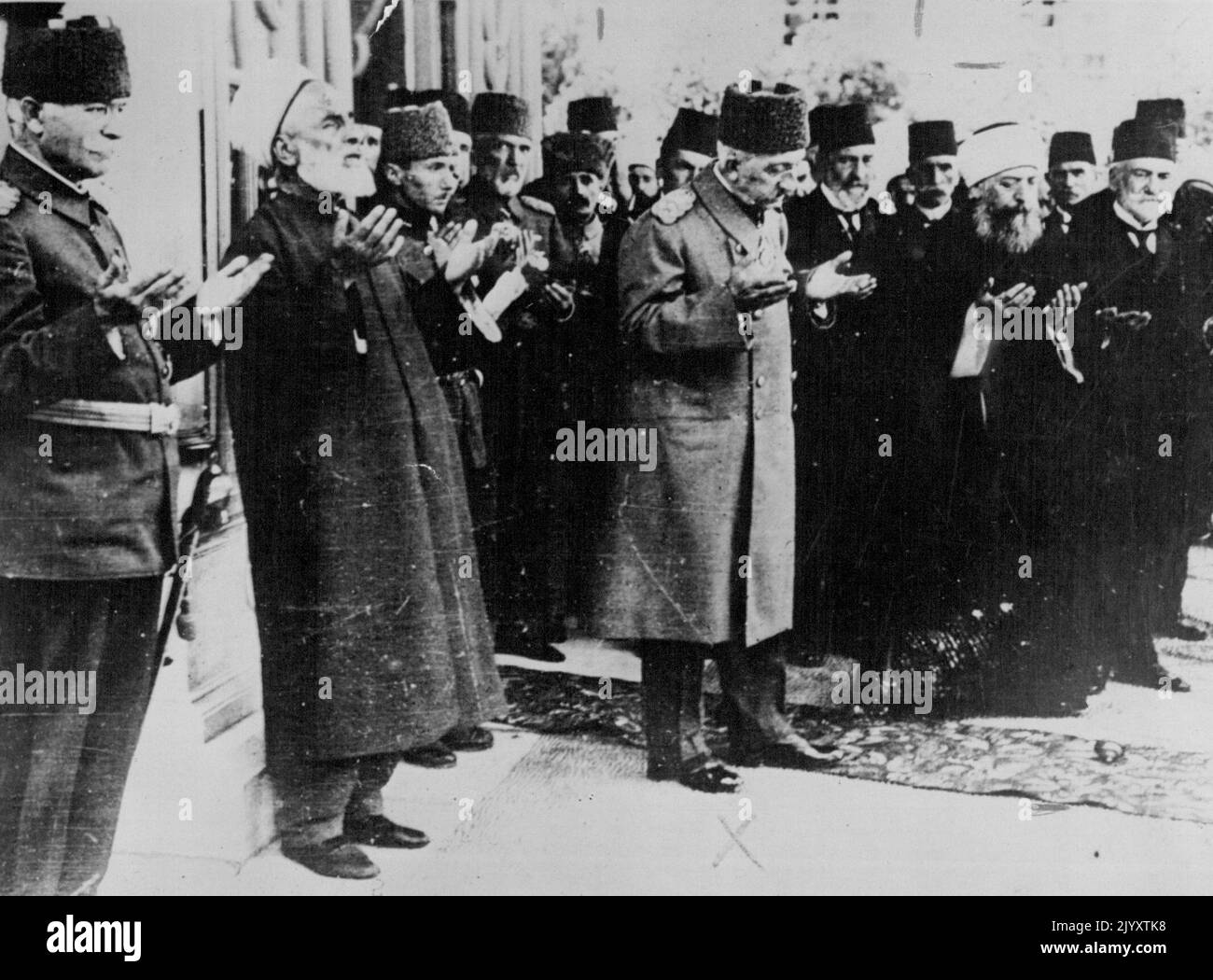 When The Sultan of Turkey was deposed the Nizam added him to his ...