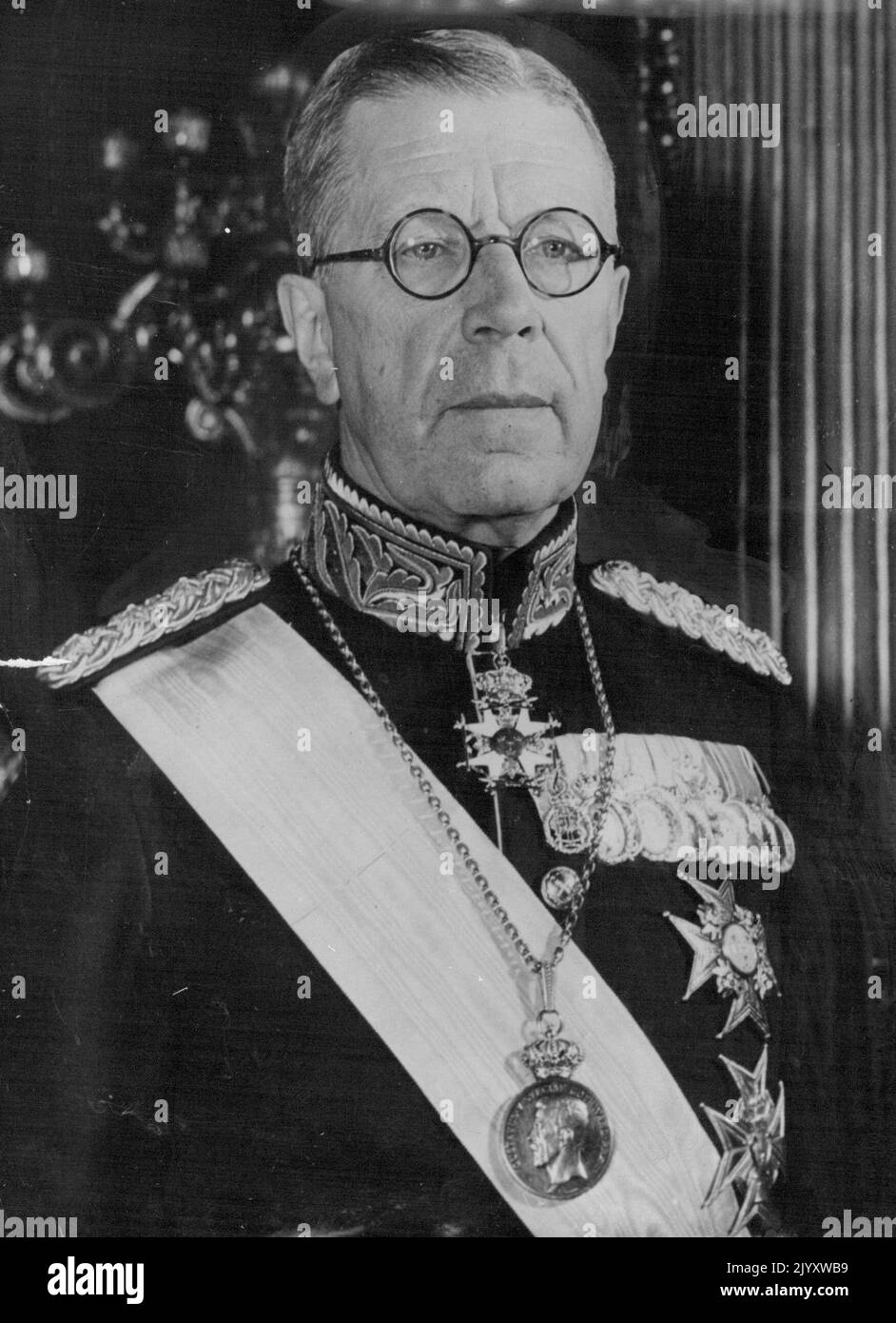 King gustaf vi adolf hi-res stock photography and images - Alamy