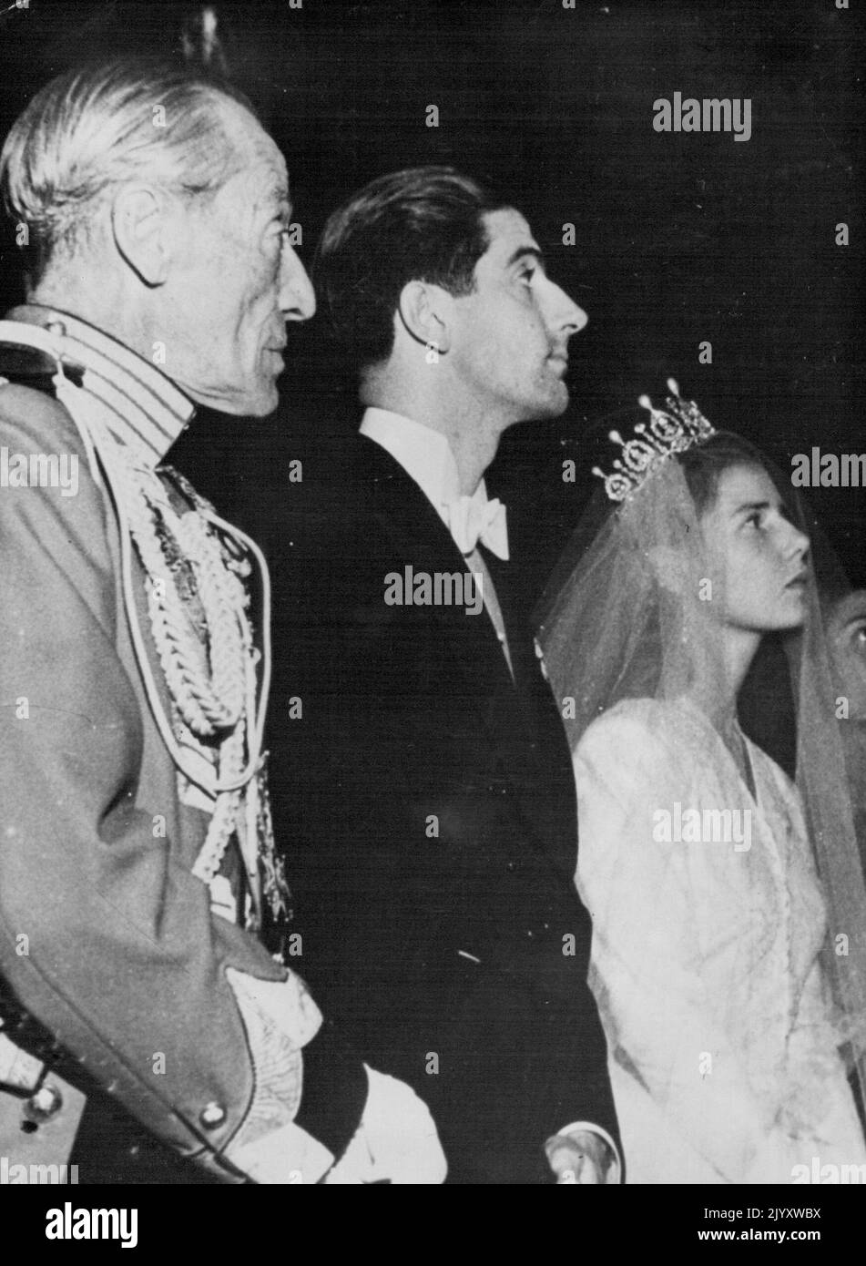 Photo Shows:-Left to Right, The Duke Up Alba: Luis Martinez De ...