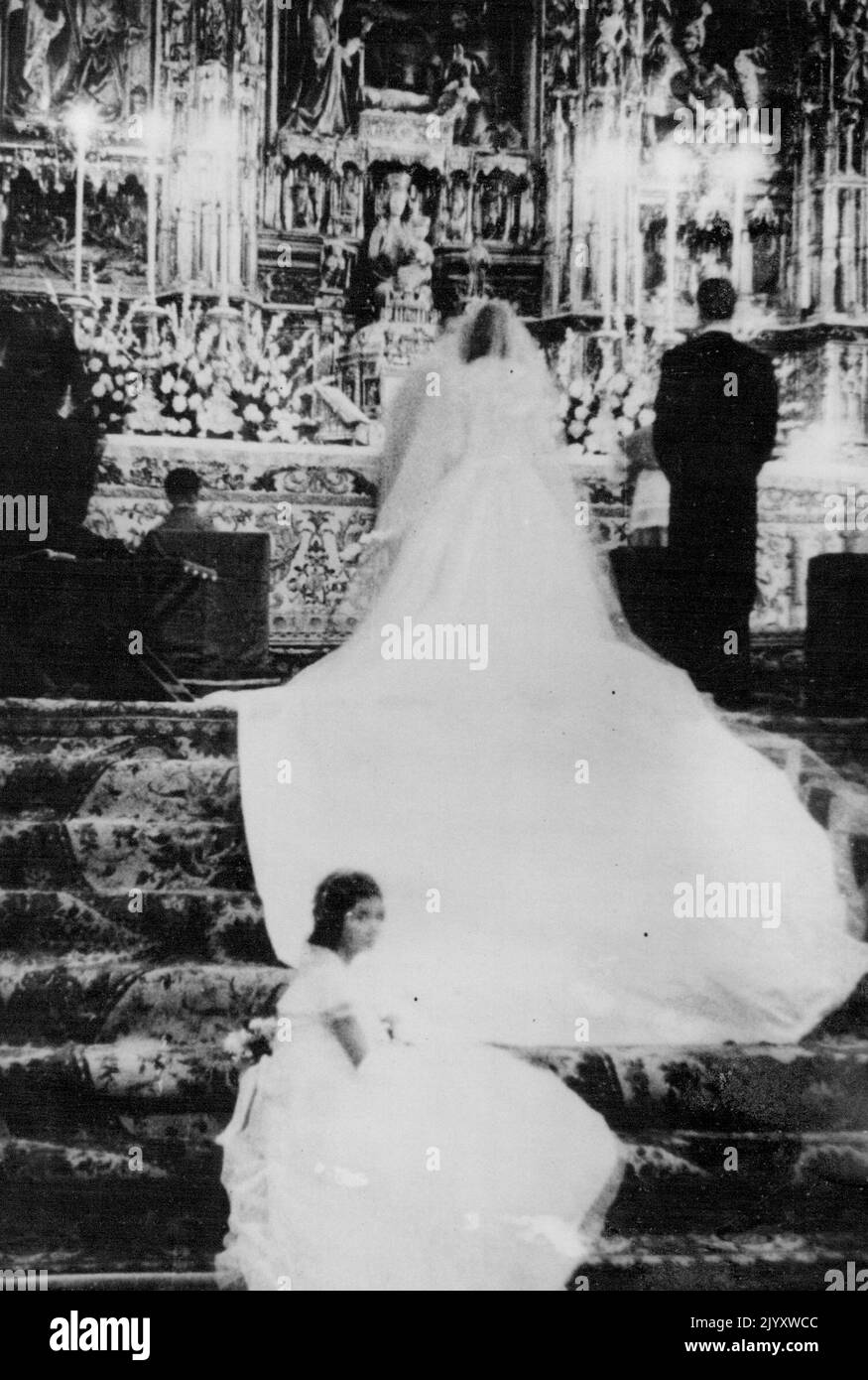 Photo Shows:- The Duchess of Montoro and her Bridogroom Photographed ...