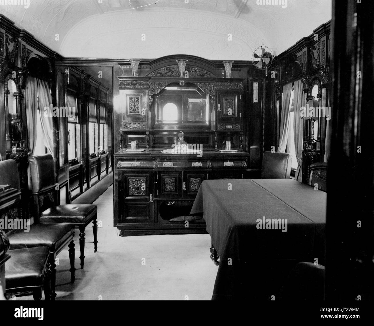 Duchess Room on Royal Train. October 22, 1934 Stock Photo - Alamy