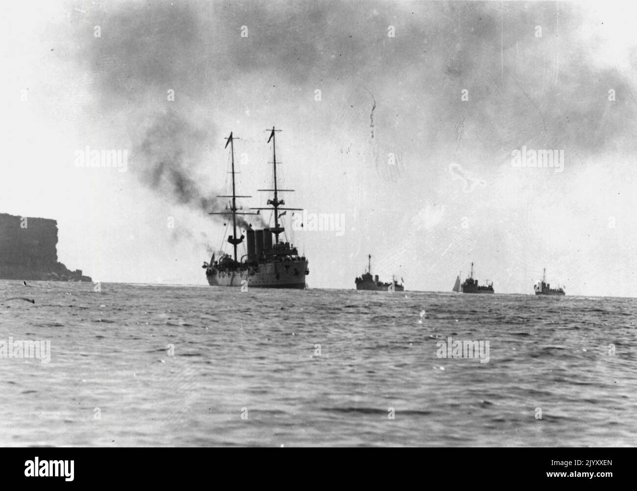 Australian naval uniforms hi-res stock photography and images - Alamy