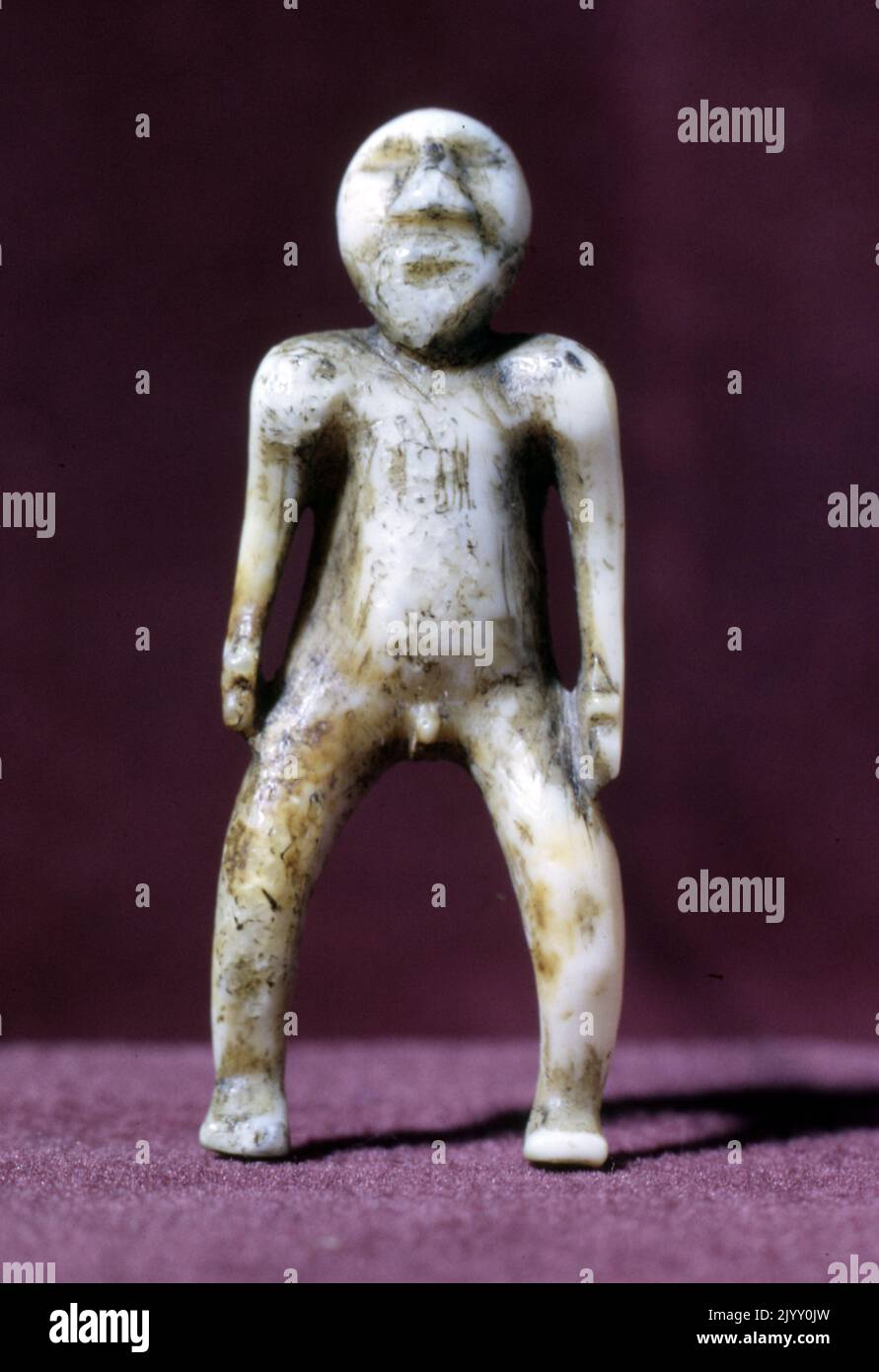 19th century Canadian Inuit (Eskimo) ivory death figurine Stock Photo ...