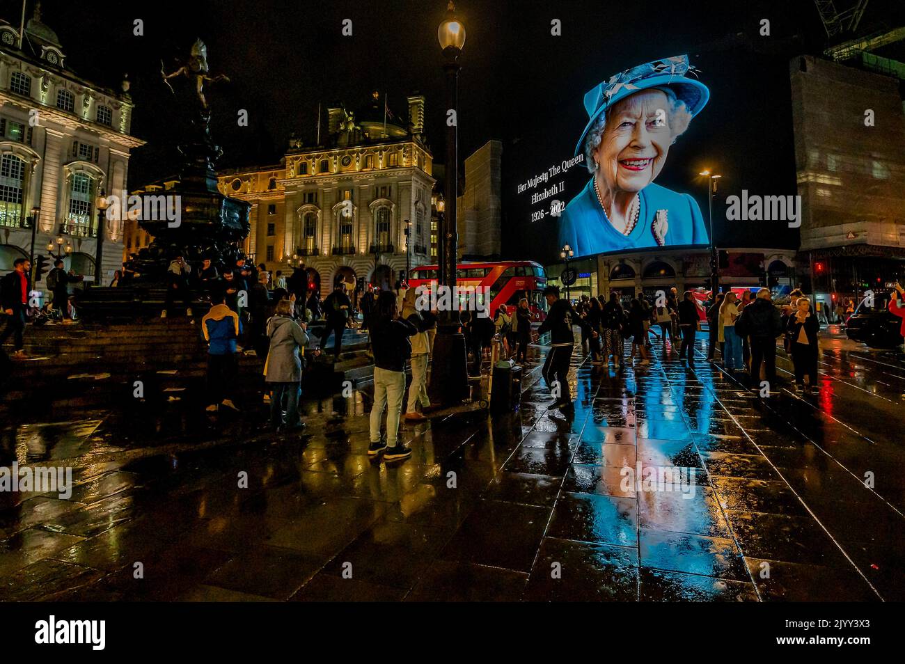 London, UK. 8th Sep, 2022. ThePiccadilly Lights are cleared of adverts ...