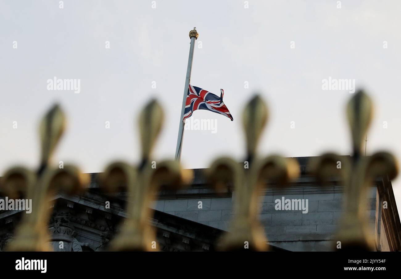 London, Britain. 8th Sep, 2022. A British national flag flies at half ...