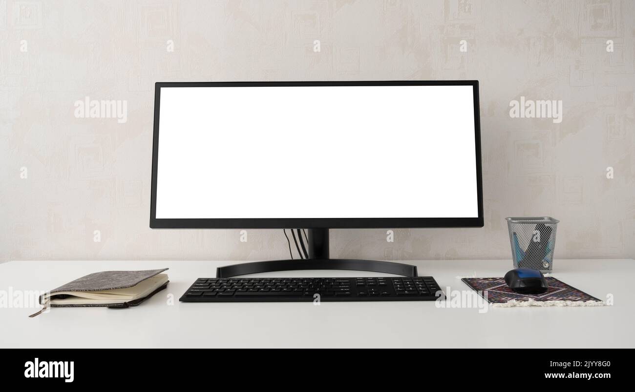 Blank computer screen mockup Stock Photo - Alamy