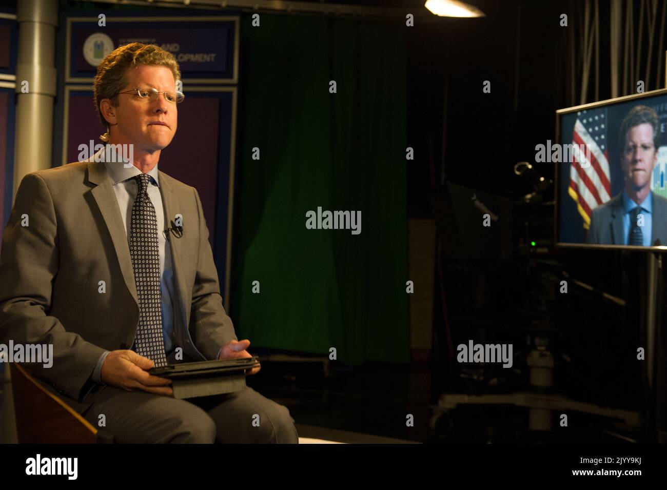 Secretary Shaun Donovan in studio for MSNBC interview Stock Photo - Alamy