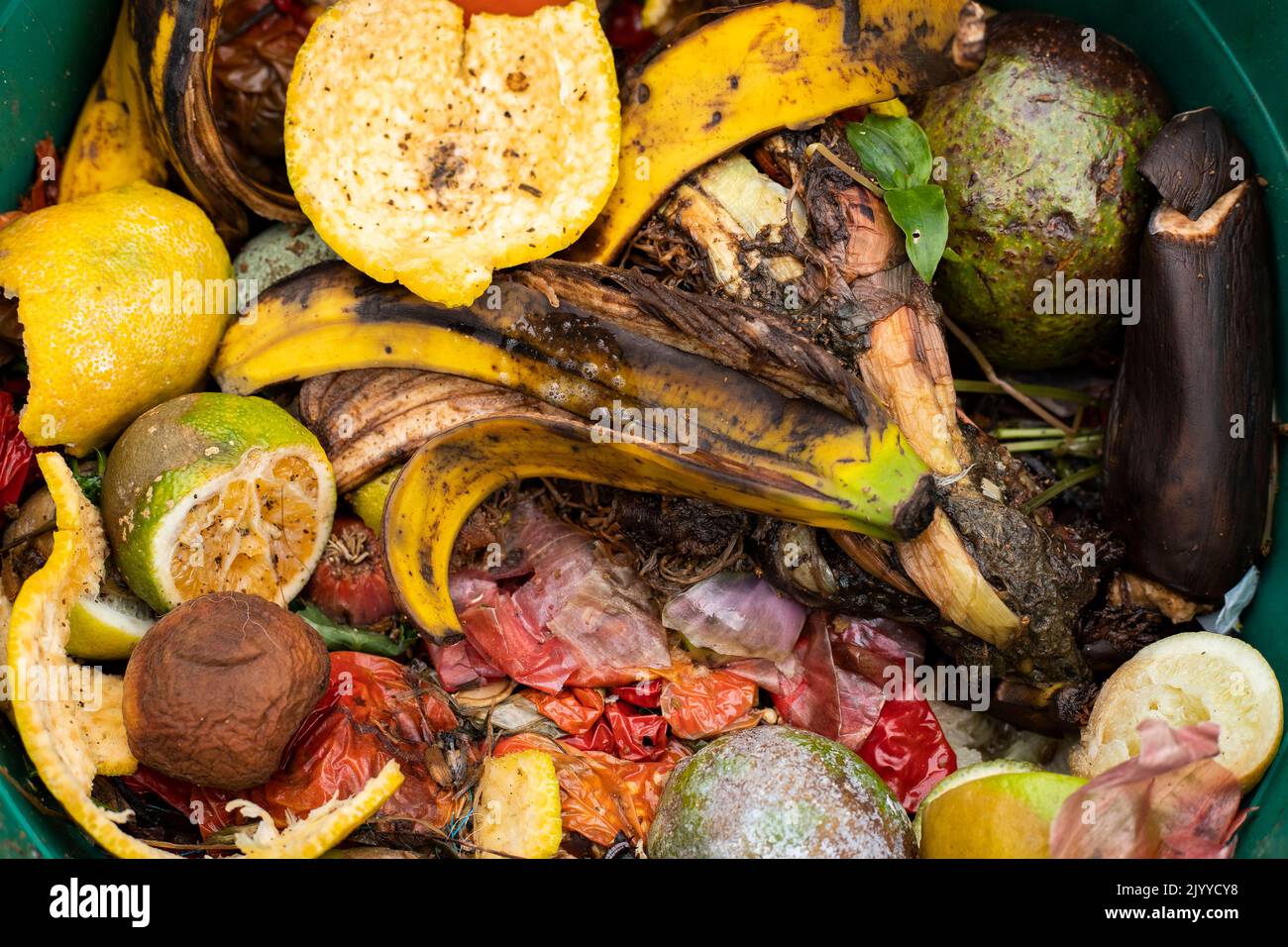 Fruit and vegetable peelings - Organic waste food leftovers Stock Photo ...