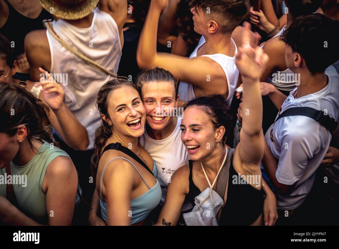 Mahon, Spain. 8th Sep, 2022. The cheering crowd dances during the ...
