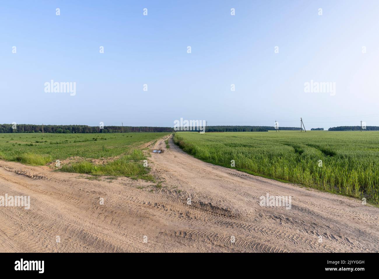 Highway road without traffic in hi-res stock photography and images - Alamy