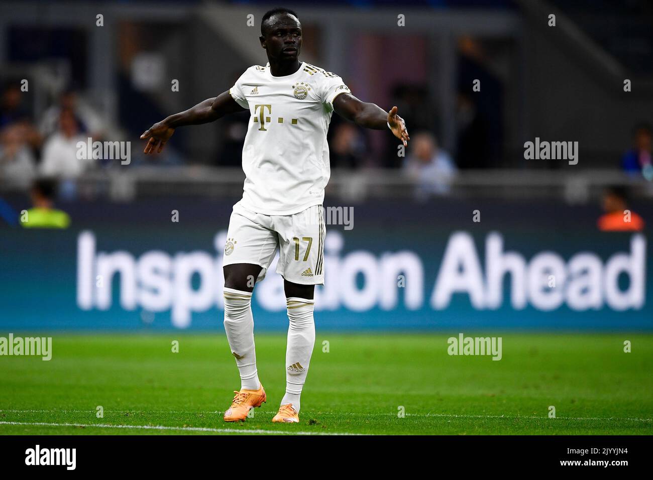 Sadio mane bayern munich 2022 hi-res stock photography and images - Alamy