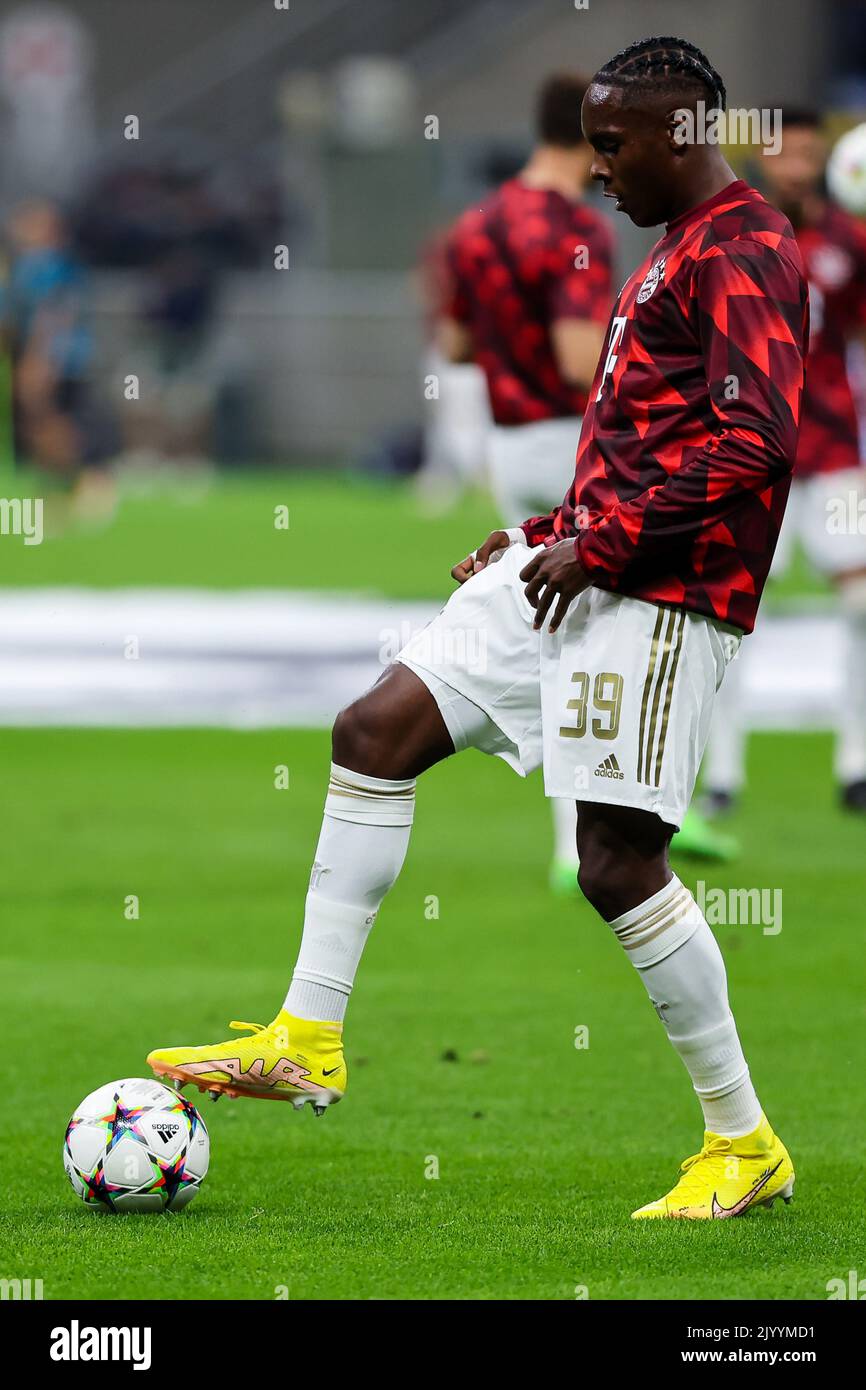 Mathys Tel of FC Bayern Munchen warms up during the UEFA Champions ...
