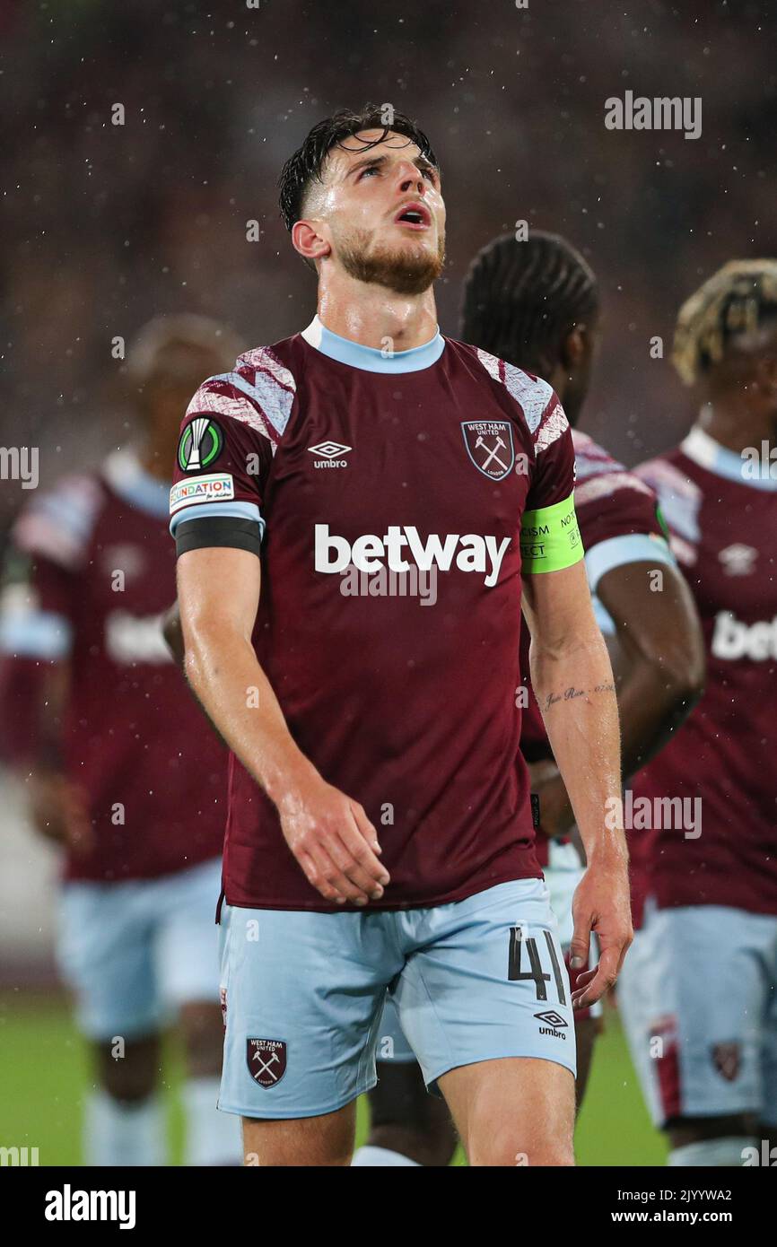 Declan rice action hi-res stock photography and images - Alamy