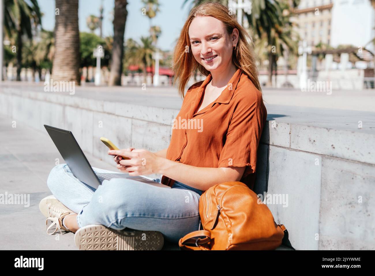 4g freedom young woman hi-res stock photography and images - Alamy