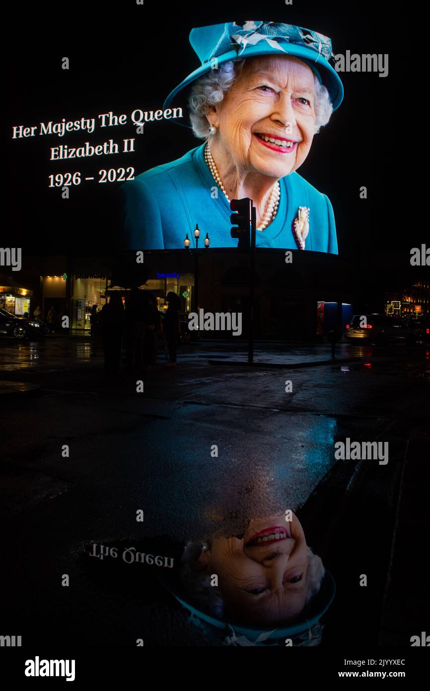 London, UK. 09th Sep, 2022. The advertising screens in Piccadilly ...