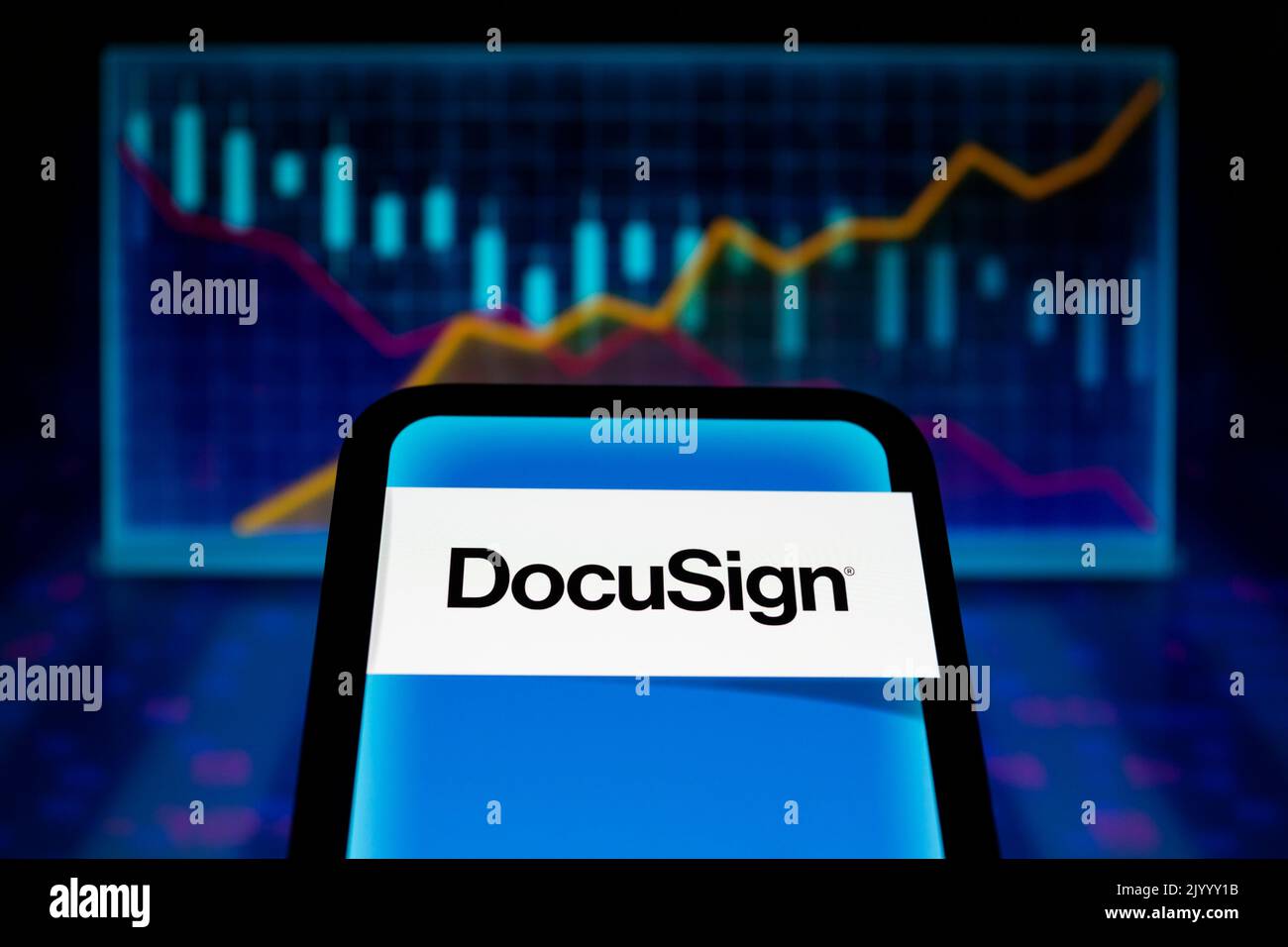 Docusign hi-res stock photography and images - Alamy
