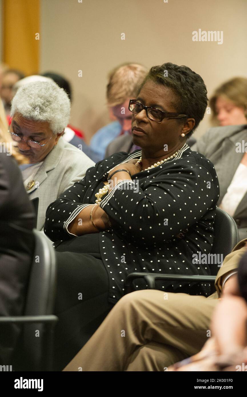 Town Hall Meeting at HUD headquarters, with Deputy Secretary Ron Sims ...