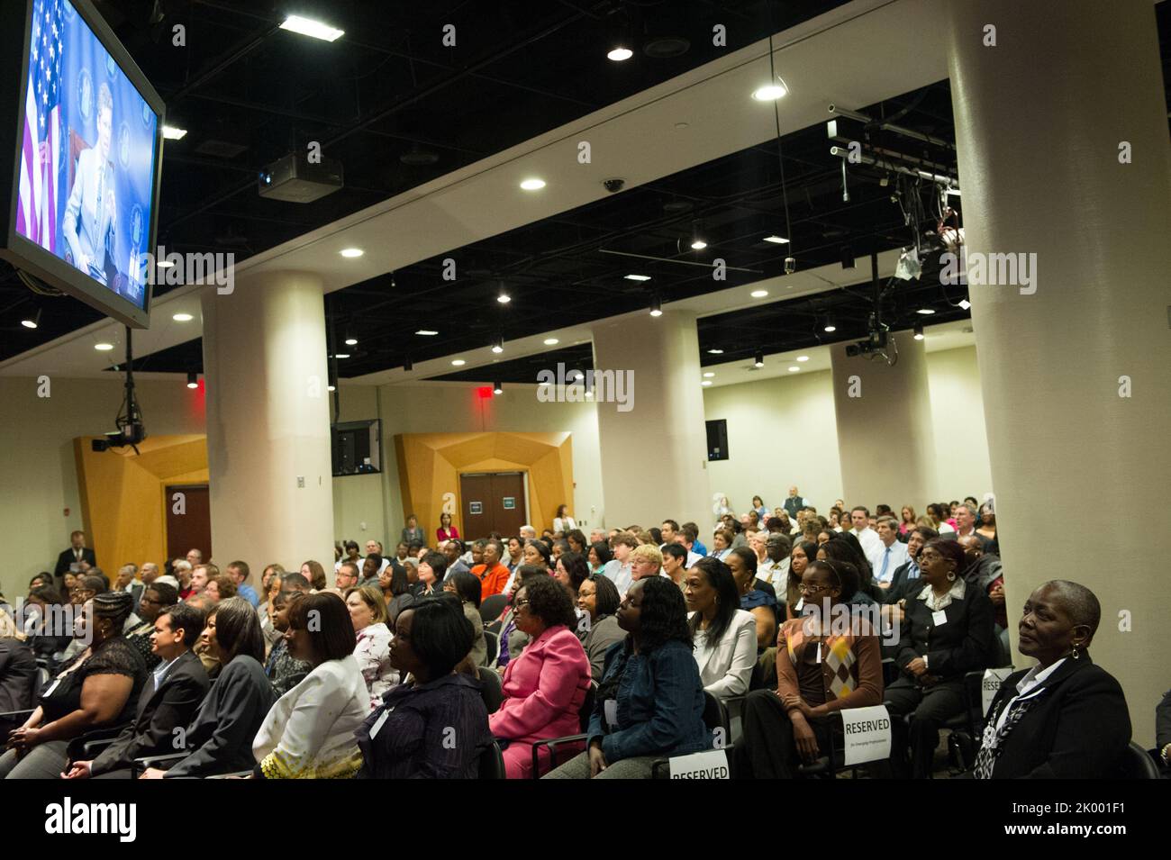 Town Hall Meeting at HUD headquarters, with Deputy Secretary Ron Sims ...