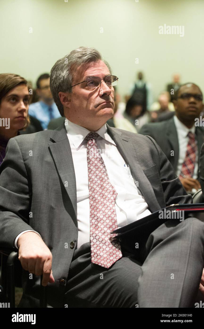 Town Hall Meeting at HUD headquarters, with Deputy Secretary Ron Sims ...