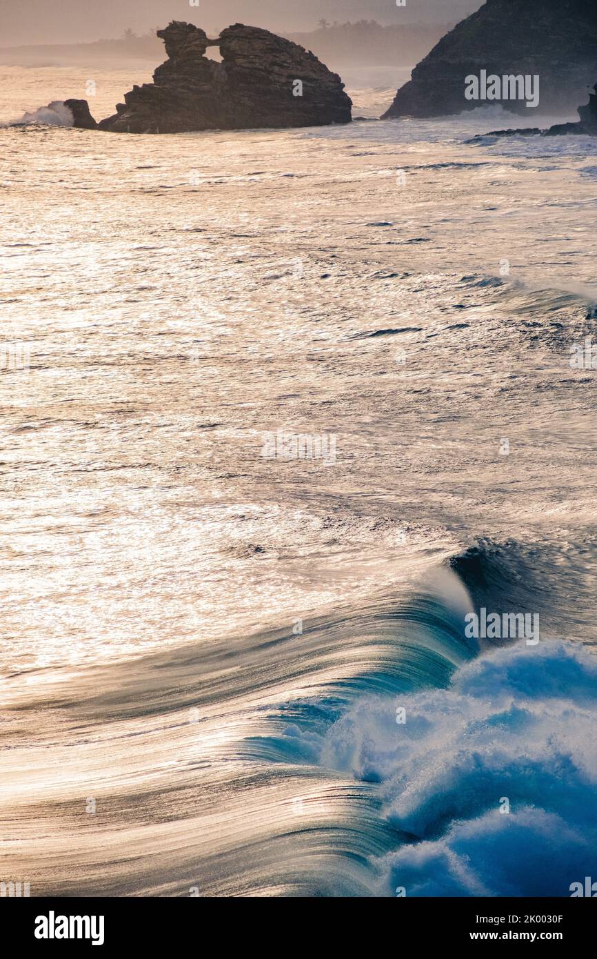 scenic ocean waves with cliff arch coastline Stock Photo - Alamy