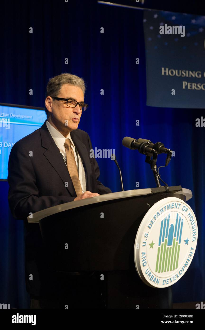 World AIDS Day Forum at HUD headquarters, focusing on Housing ...