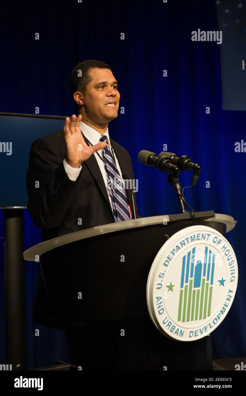 World AIDS Day Forum at HUD headquarters, focusing on Housing ...